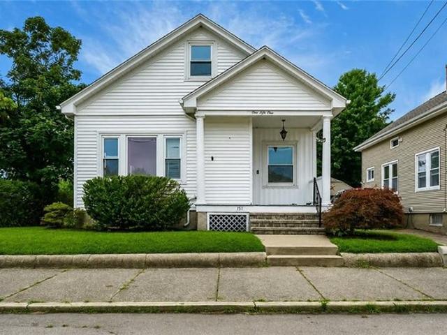 151 Bloomfield St, Pawtucket, RI 02861