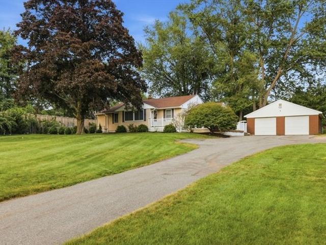 151 Greenwood Rd, Andover, MA 01810
