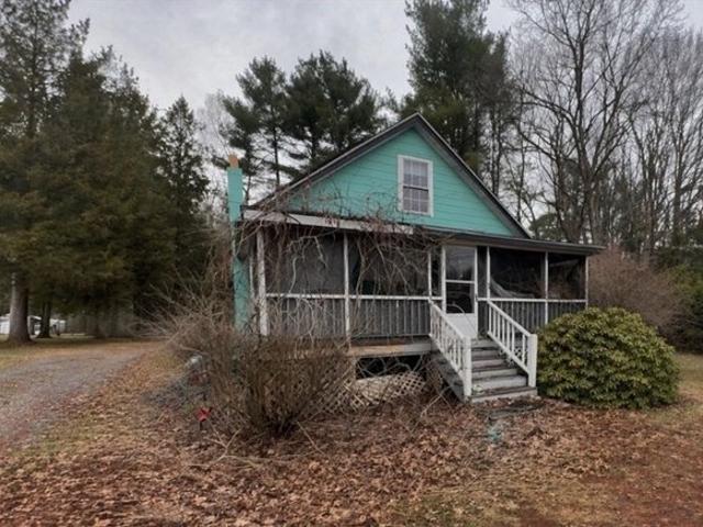 151 Dedham St, Wrentham, MA 02093