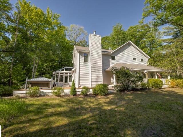 151 Dubonnet Trail