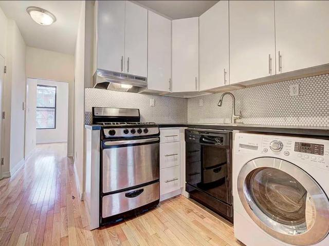 151 Dupont Street 2A