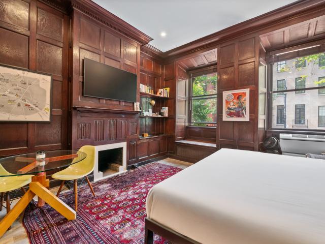 151 E 62nd Street 2A