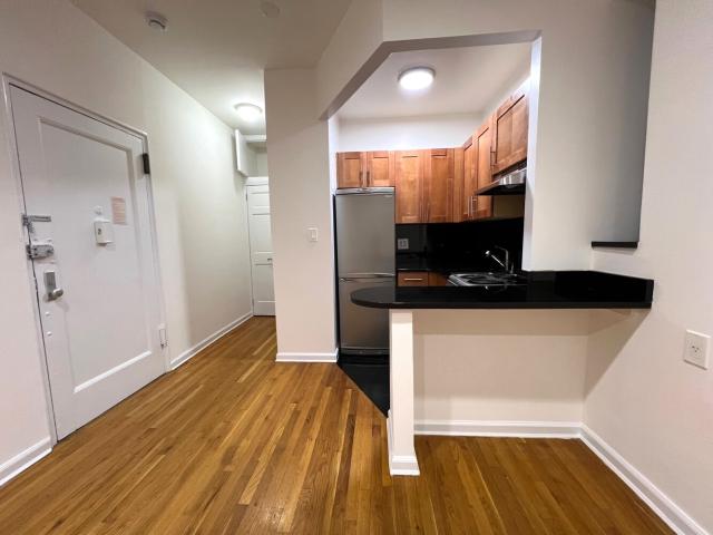 151 E 81ST Street 3G