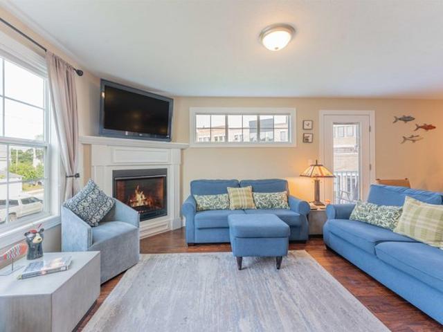 151 E Railroad Ave, Traverse City, MI 49686