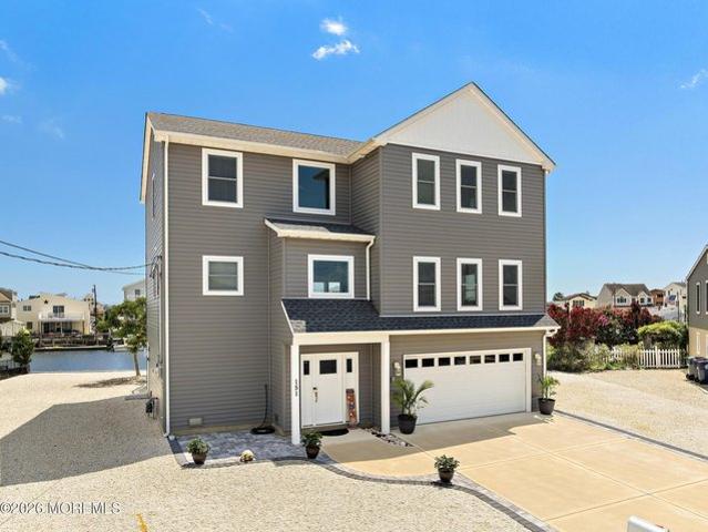 151 E Raritan Dr, Little Egg Harbor, NJ 08087