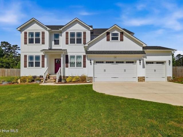 151 Enfield Dr, Carthage, NC 28327