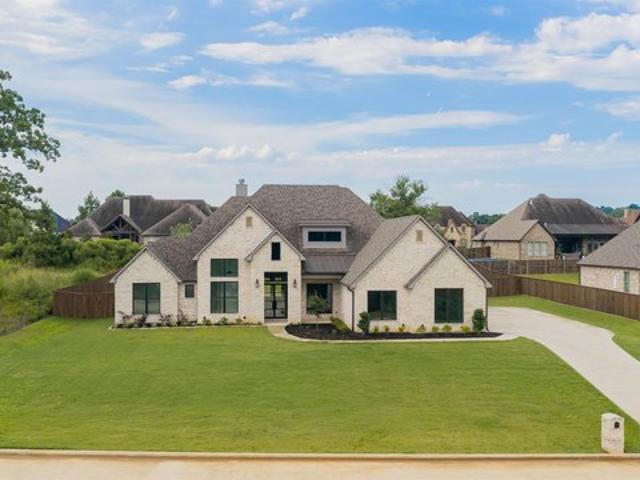 151 Ella Kate Dr, Longview, TX 75605