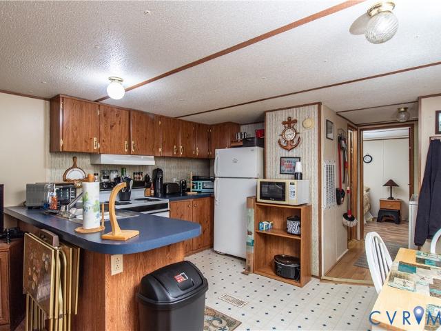 151 Ford Trail