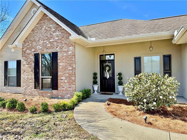 151 Fayedaye Dr, Madisonville, LA 70447 | MLS #2547 | Compass