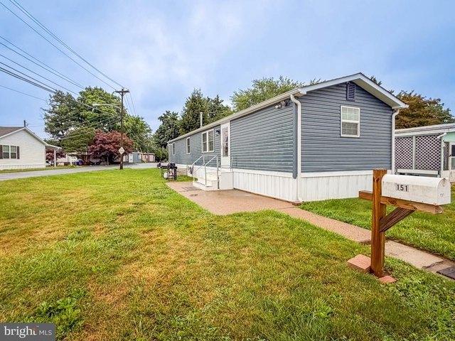 151 Harding Dr, Fairless Hills, PA 19030