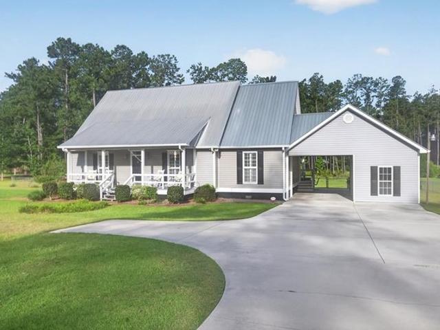 151 Old Albany Rd, Moultrie, GA 31768