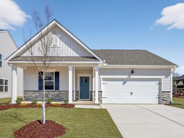 151 Lone Star Dr, Lillington, NC 27546