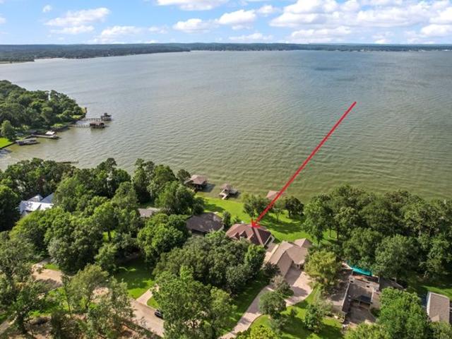 151 Lake Oaks Blvd, Coldspring, TX 77331