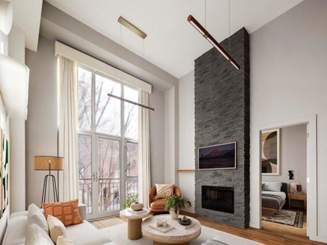 151 Manhattan Ave Apt 2A, Brooklyn, NY 11206