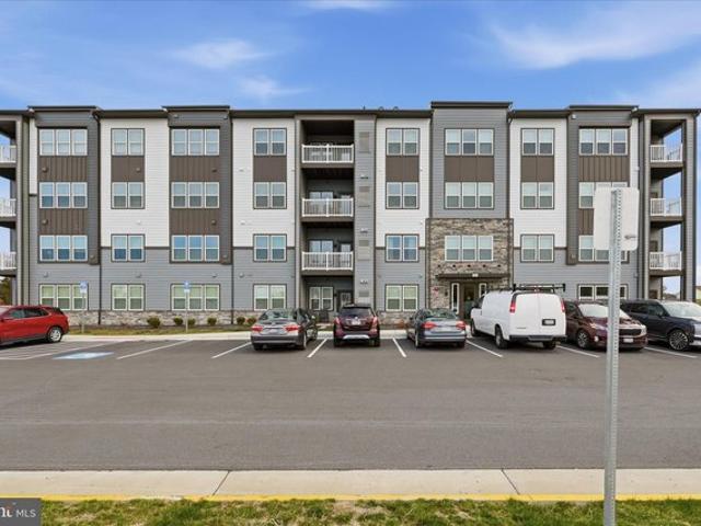 151 McCormick Cir Apt 105, Winchester, VA 22602