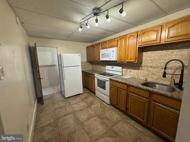 151 N Hanover St, Unit 5, Pottstown, PA 19464 | MLS #PAMC2166 | Compass
