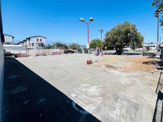 151 N Mountain Ave, Ontario, CA 91762
