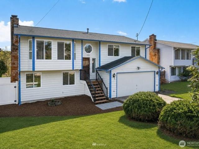 151 NE 115th St, Seattle, WA 98125