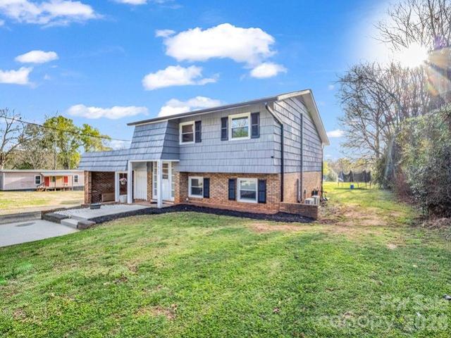 151 S Main St, Bostic, NC 28018
