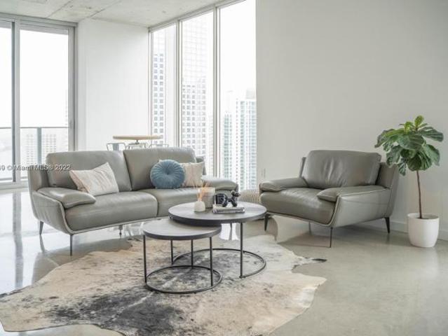 151 SE 1st St #3501 Miami, FL 33131