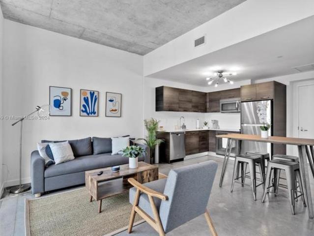 151 SE 1st St #3203, Miami, FL 33131