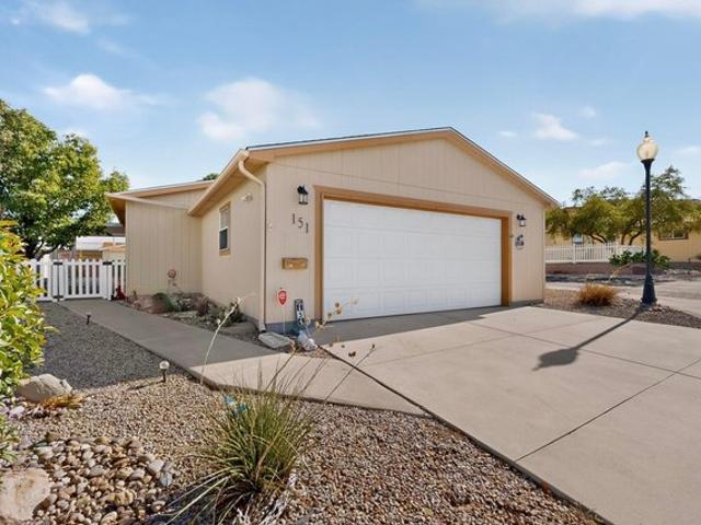 151 Sunrise Bluffs Dr, Belen, NM 87002