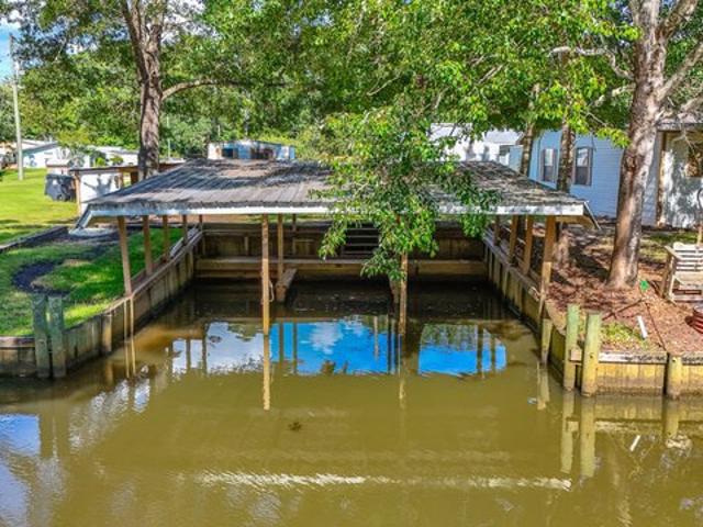 151 Swamp Haven Rd, Vernon, FL 32462