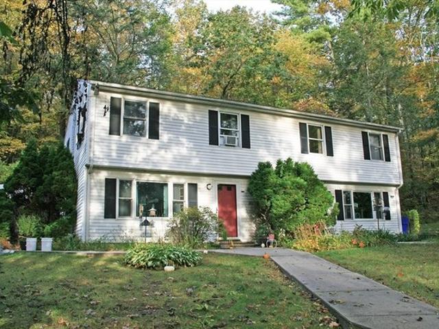 151 Pantry Rd, Hatfield, MA 01088