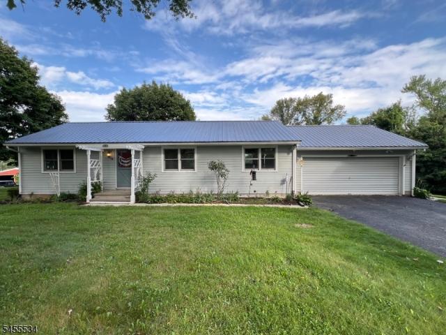 151 Petticoat Ln