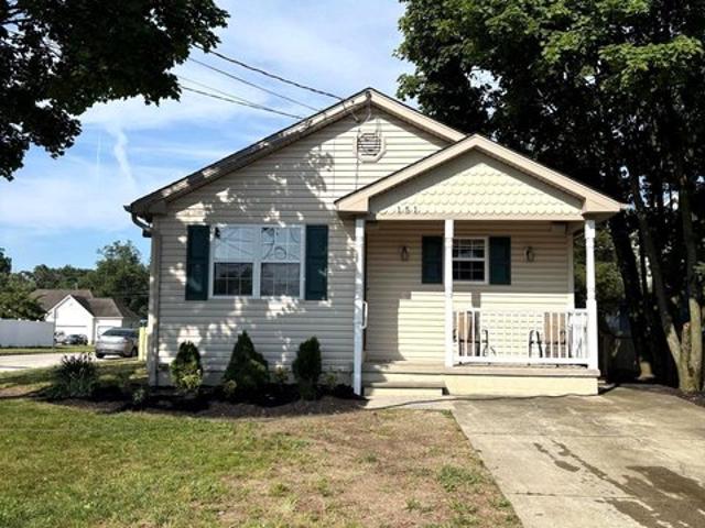 151 Pine Ave, West Berlin, NJ 08091