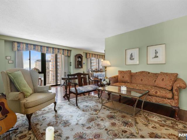151 Prospect Avenue # 9D