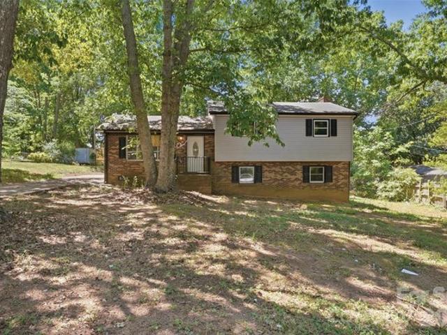151 Redwood Ln, Gastonia, NC 28052