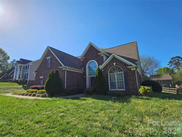 151 Woodfern Place