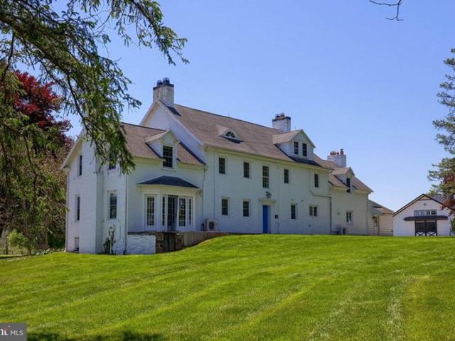 151 Warrington St, Wellsville, PA 17365