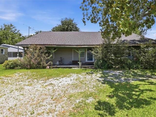 151 Vans Ln, Destrehan, LA 70047