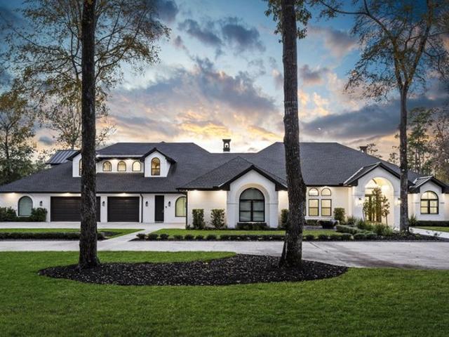 15240 Saddlewood Dr, Conroe, TX 77384