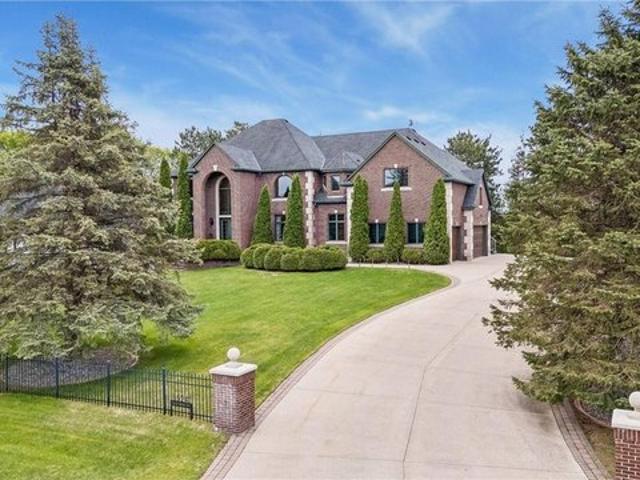15241 Oneida St NW, Ramsey, MN 55303