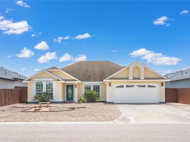 15242 Caravel Dr, Corpus Christi, TX 78418