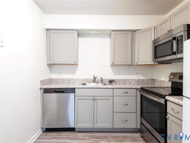 15249 Broadwater Circle