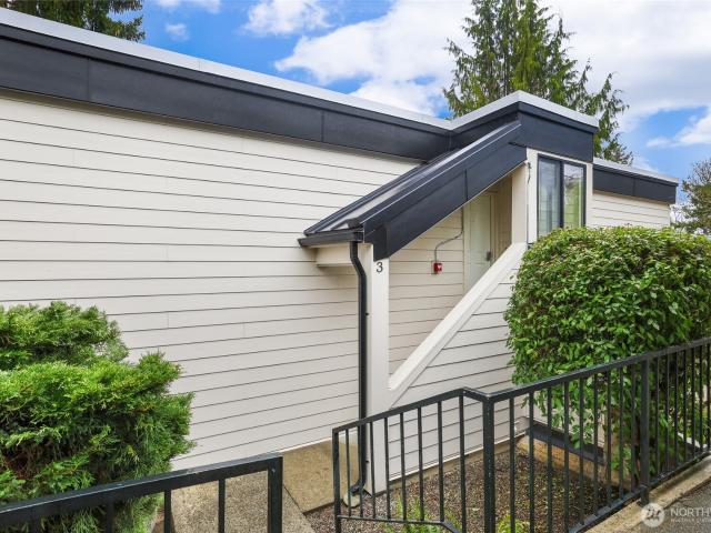 15249 Sunwood Blvd, Unit A3, Tukwila, WA 98188 | MLS #2488 | Compass