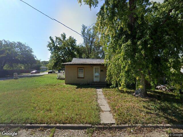 1524 N Madison St, Junction City, KS 66441