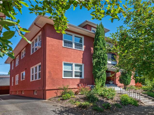 1524 NE 26TH AVE # 4