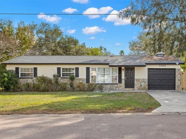 1524 Arizona Ave NE, Saint Petersburg, FL 33703