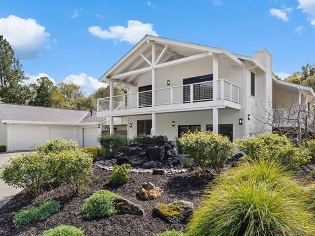 1524 Chablis Rd, Healdsburg, CA 95448