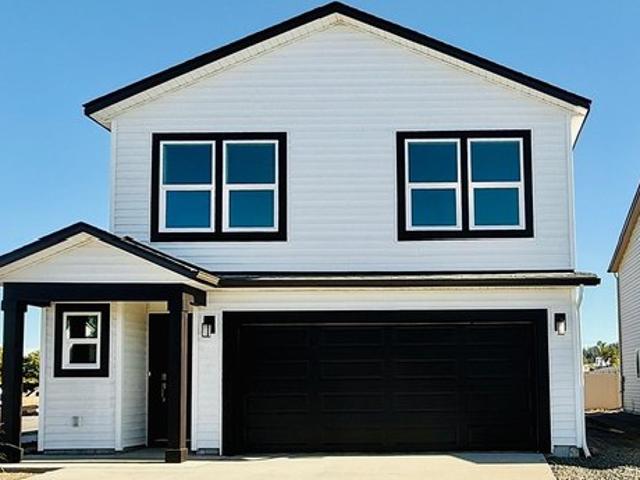 1524 E A St, Deer Park, WA 99006