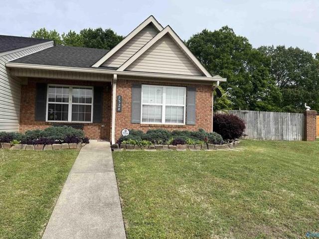 1524 Georgetown St SW, Decatur, AL 35603