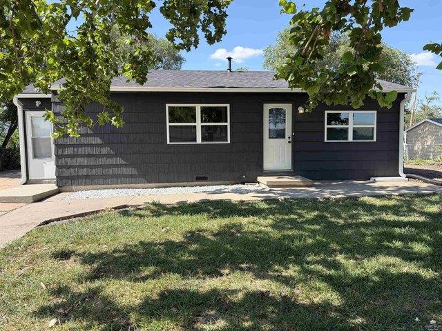 1524 Haven St, Salina, KS 67401