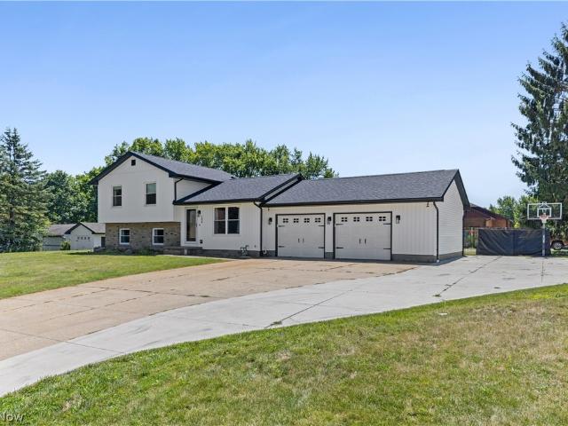 1524 Hightower Drive