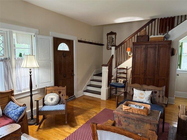1524 Highland Ave, Eau Claire, WI 54701