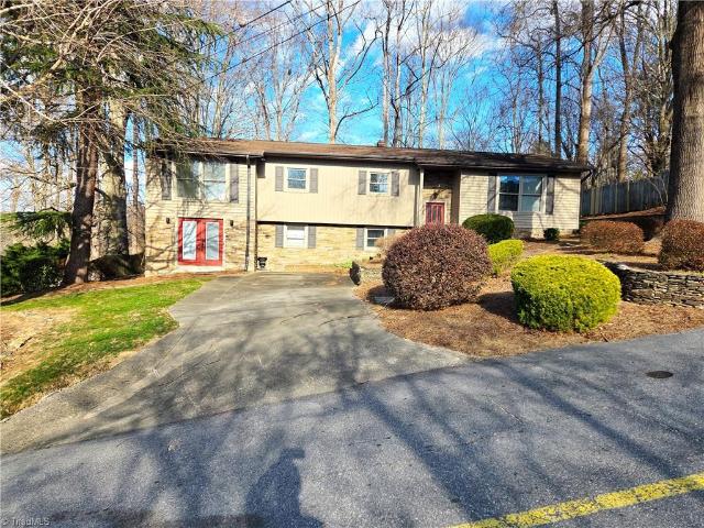 1524 Holly Cir, Wilkesboro, NC 28697 | MLS #1205 | Compass